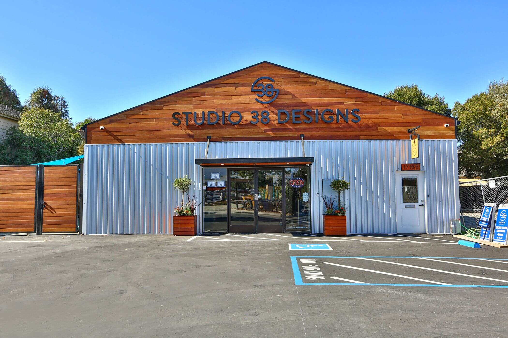 Dealer Spotlight - Studio 38 Designs - Wellborn Cabinet